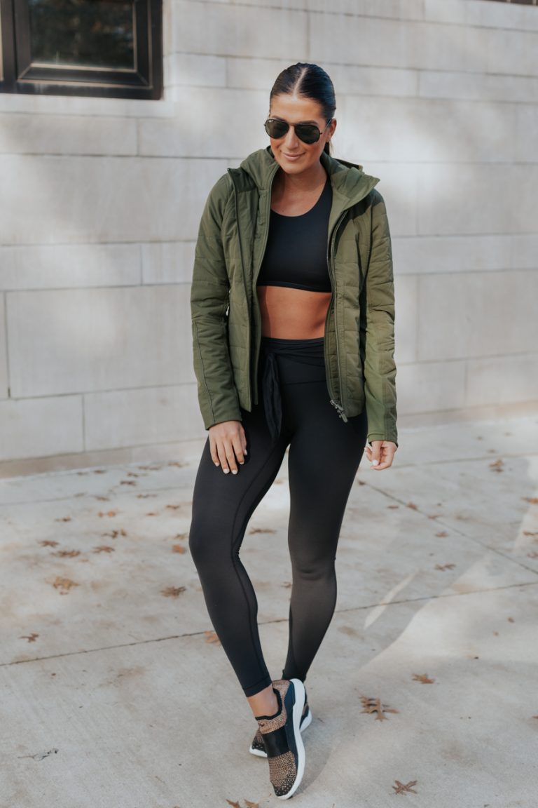 Holiday Activewear Style | A Southern Drawl