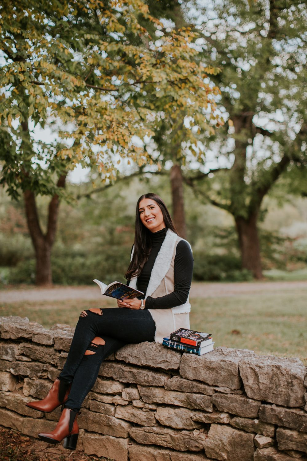 Book Review: Round 5 | A Southern Drawl